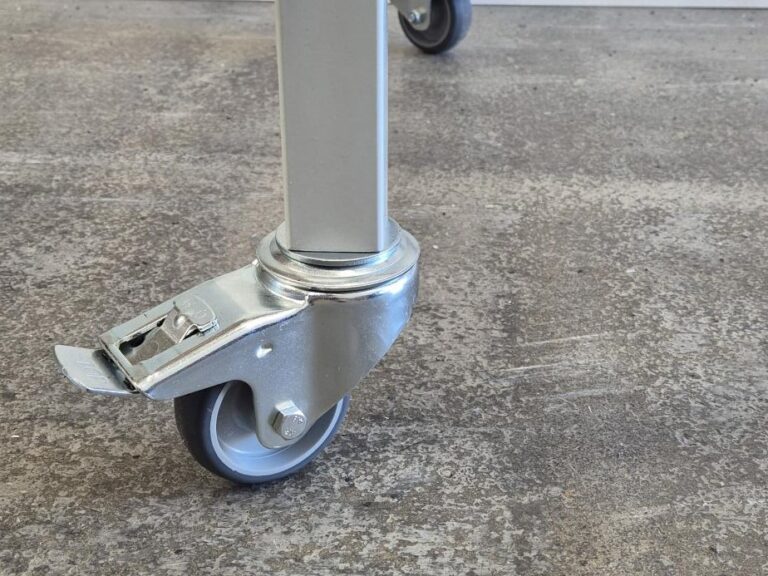 Heavy Duty Mobile Lab Bench For Schools And Colleges